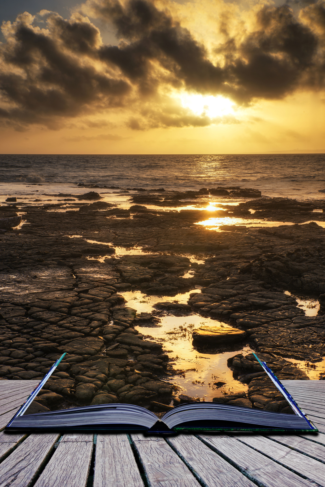 Book concept Beautiful seascape at sunset with dramatic clouds l